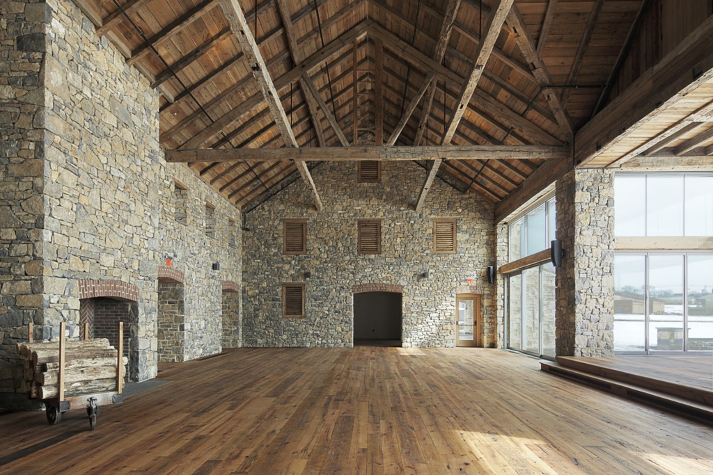 Classic Car Lodge - Lancaster County Timber Frames, Inc.